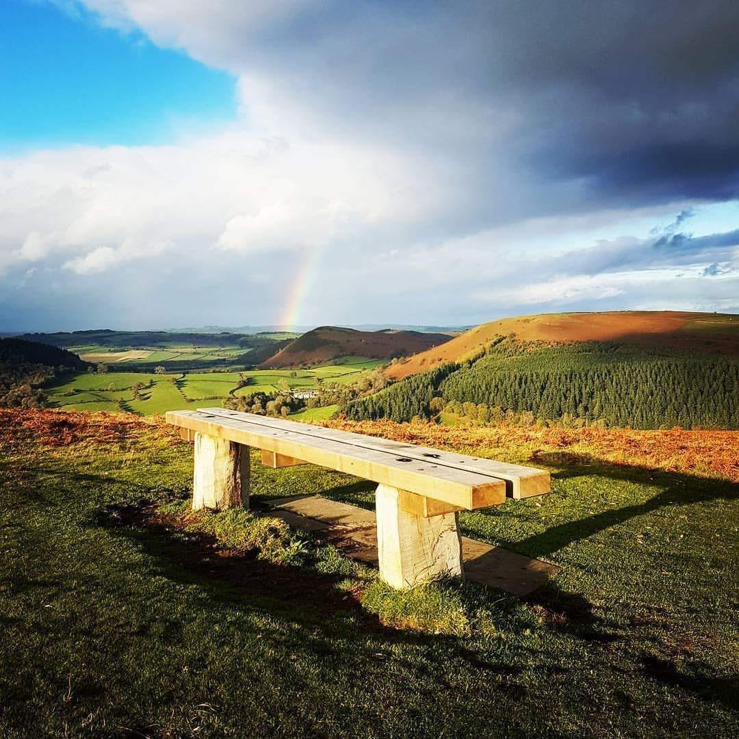 Dunfield House | Large group holiday house in Kington