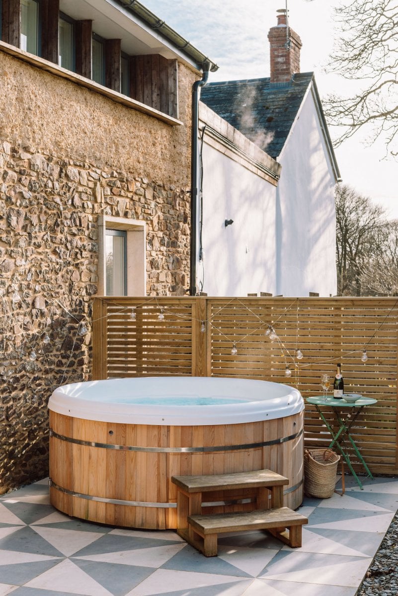 Venn Farm | Stunning Barn Conversions for Groups, Devon