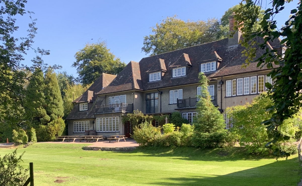 Braeside House | Bunkhouse group venue, Wiltshire