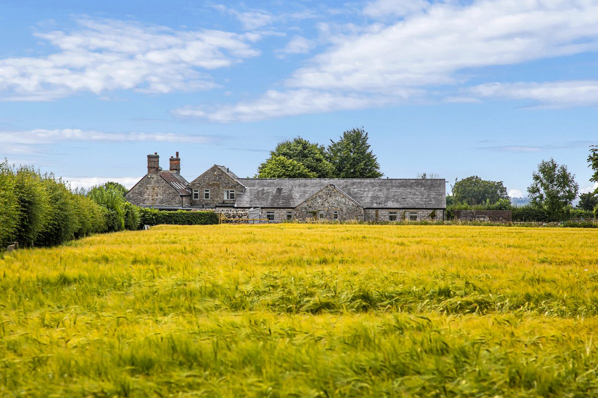 Dovedale Manor | Large holiday house, Derbyshire