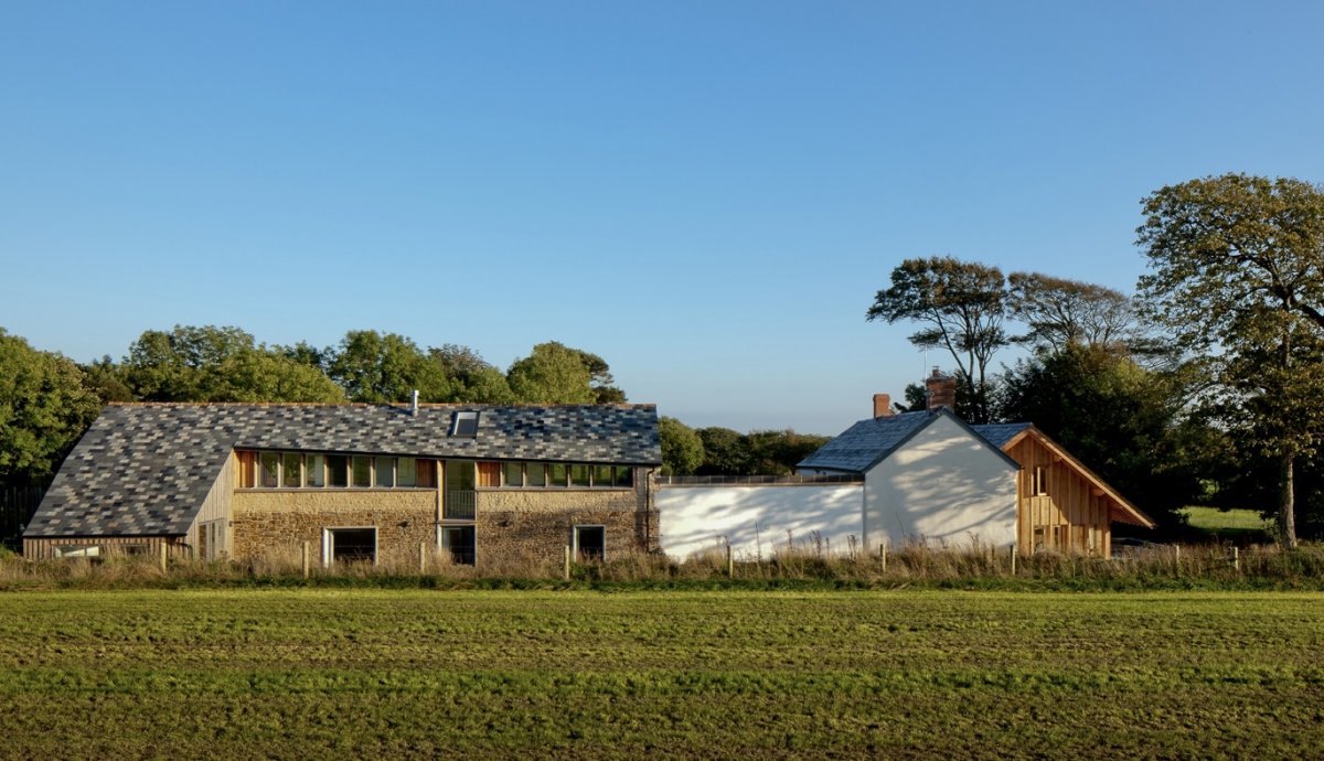 Venn Farm | Stunning Barn Conversions for Groups, Devon