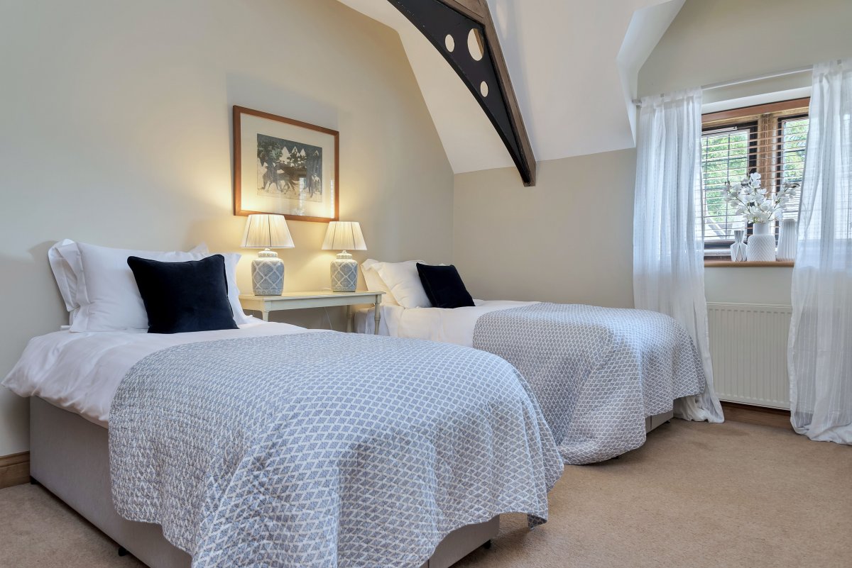 Lady Rothschild Stables | Holiday apartments, Northamptonshire