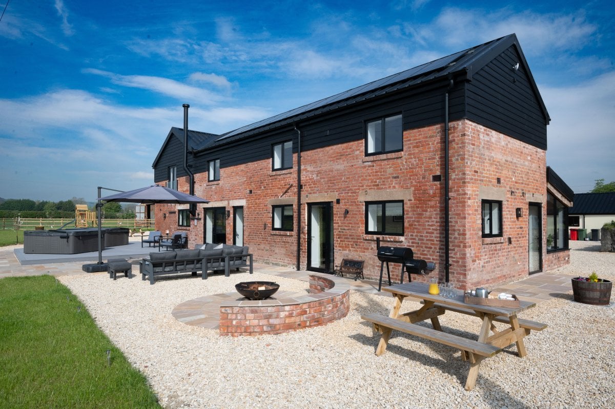 Old Cider Press Barn | Large luxury holiday house, Powys