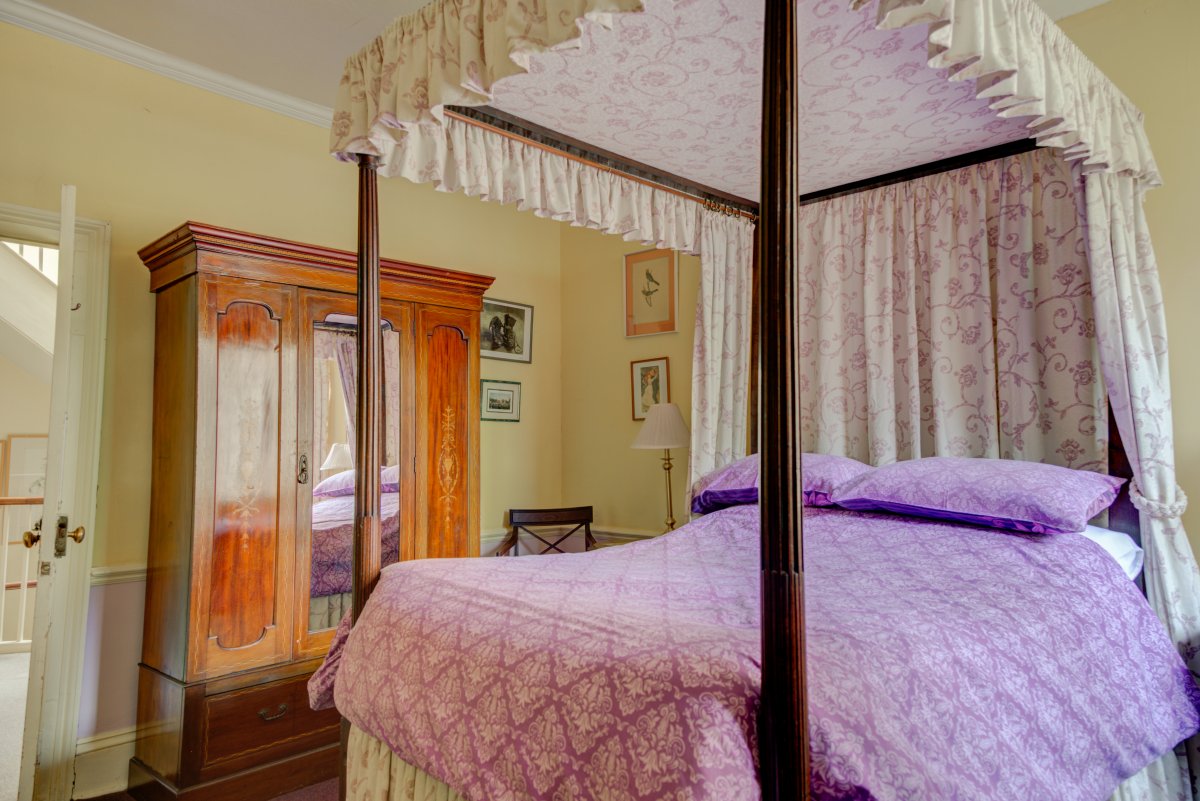 Group of cottages near Frampton on Severn | Gloucestershire