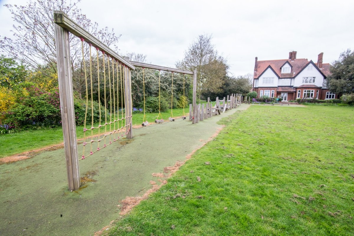 Cardfields | Large Victorian Holiday House in Witham, Essex