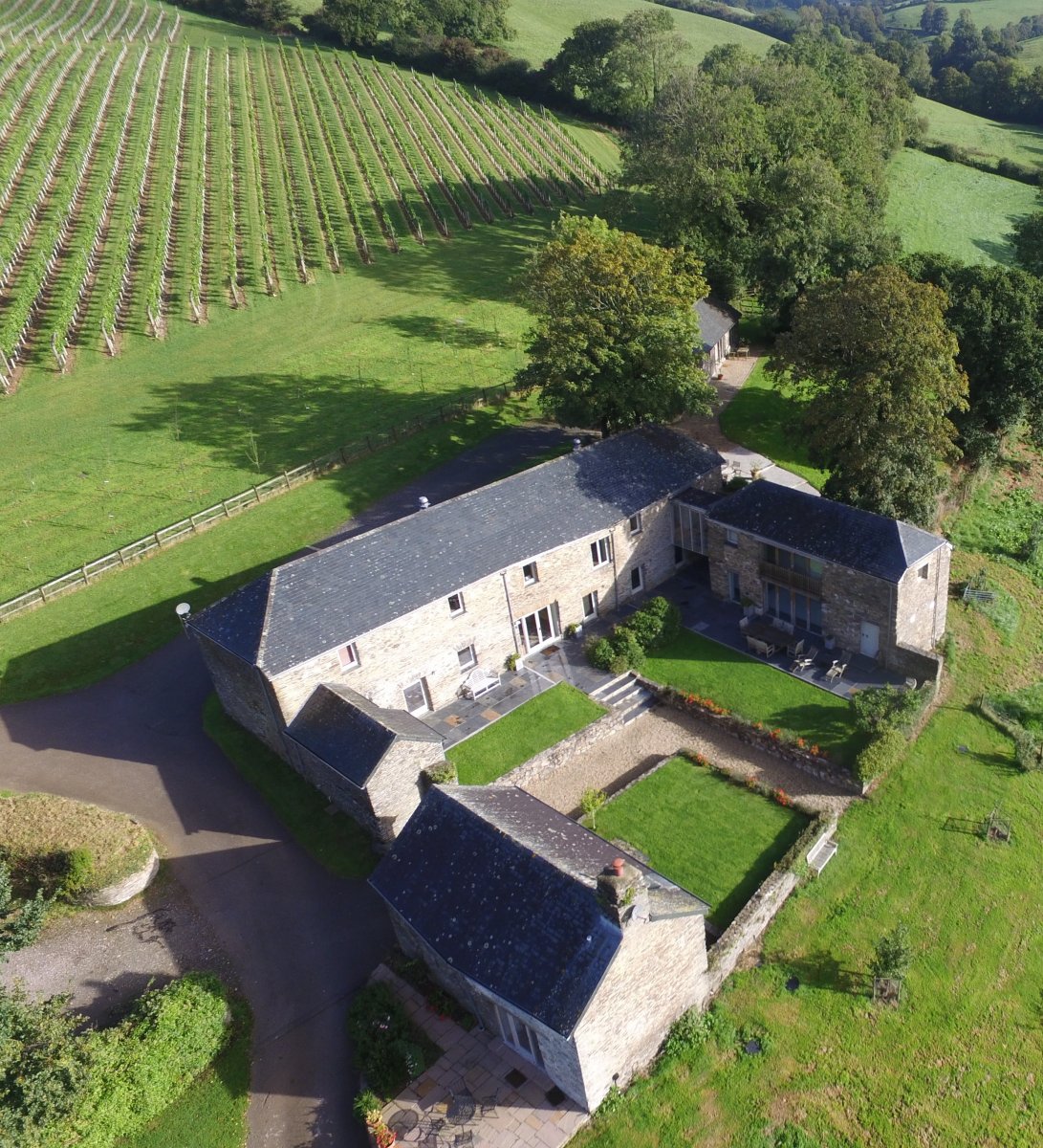 Coombe Farm | Vineyard holiday farmhouse, South Devon