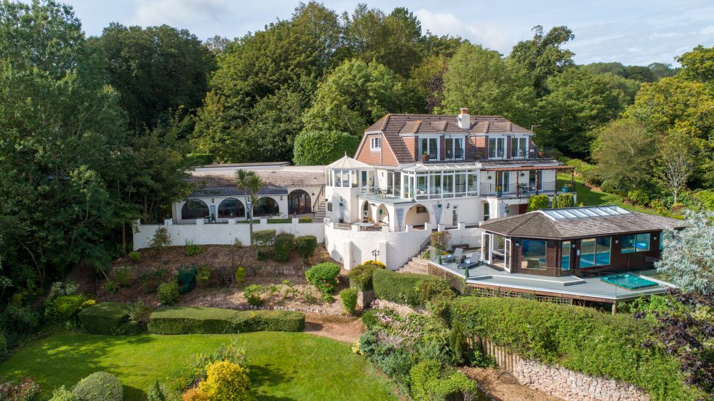 Cliff Lodge | Seaside holiday house, Devon