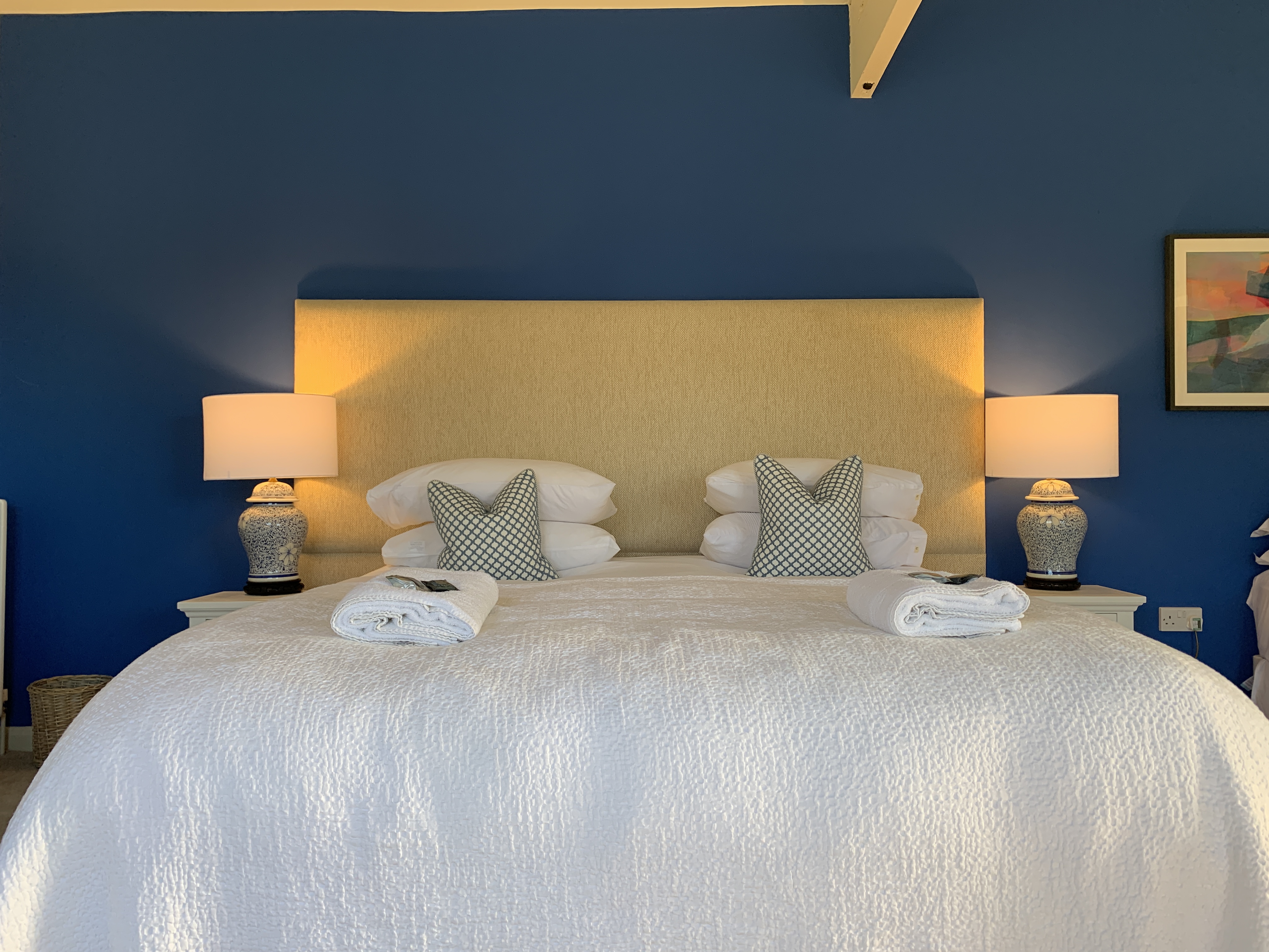 Chimney Farm Barns | Luxury holiday houses, Cotswolds