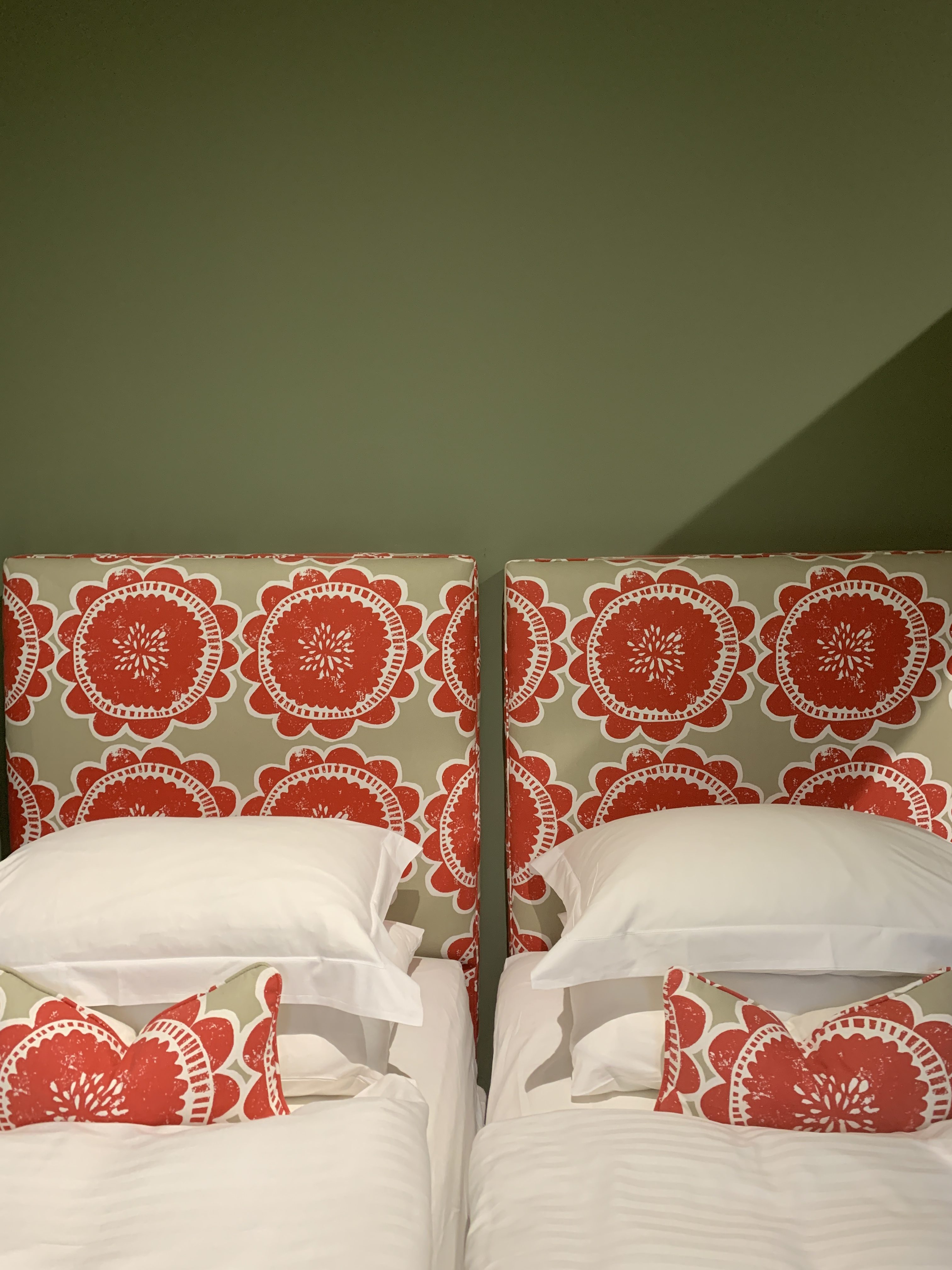 Chimney Farm Barns | Luxury holiday houses, Cotswolds