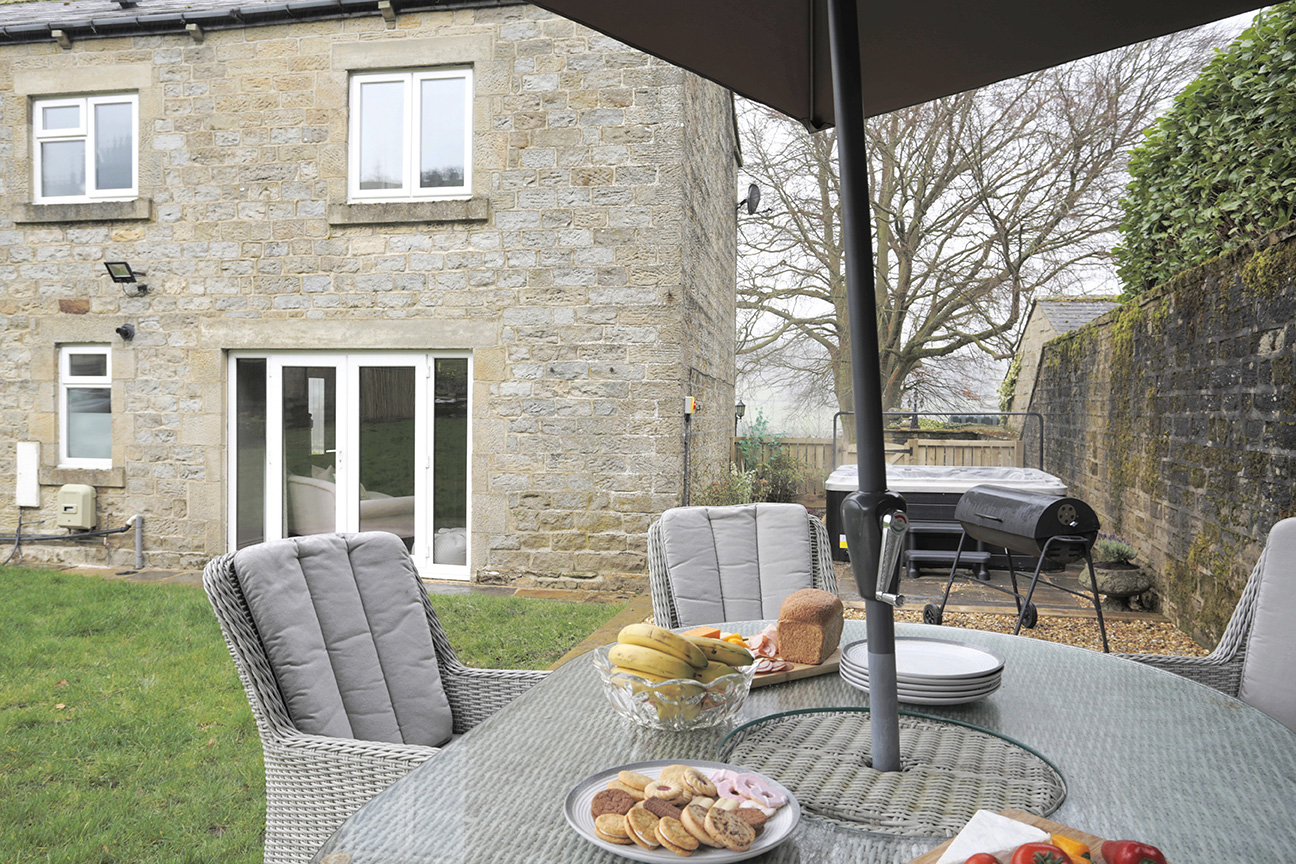Reservoir View Holiday Cottages | Family holiday venue, Yorkshire