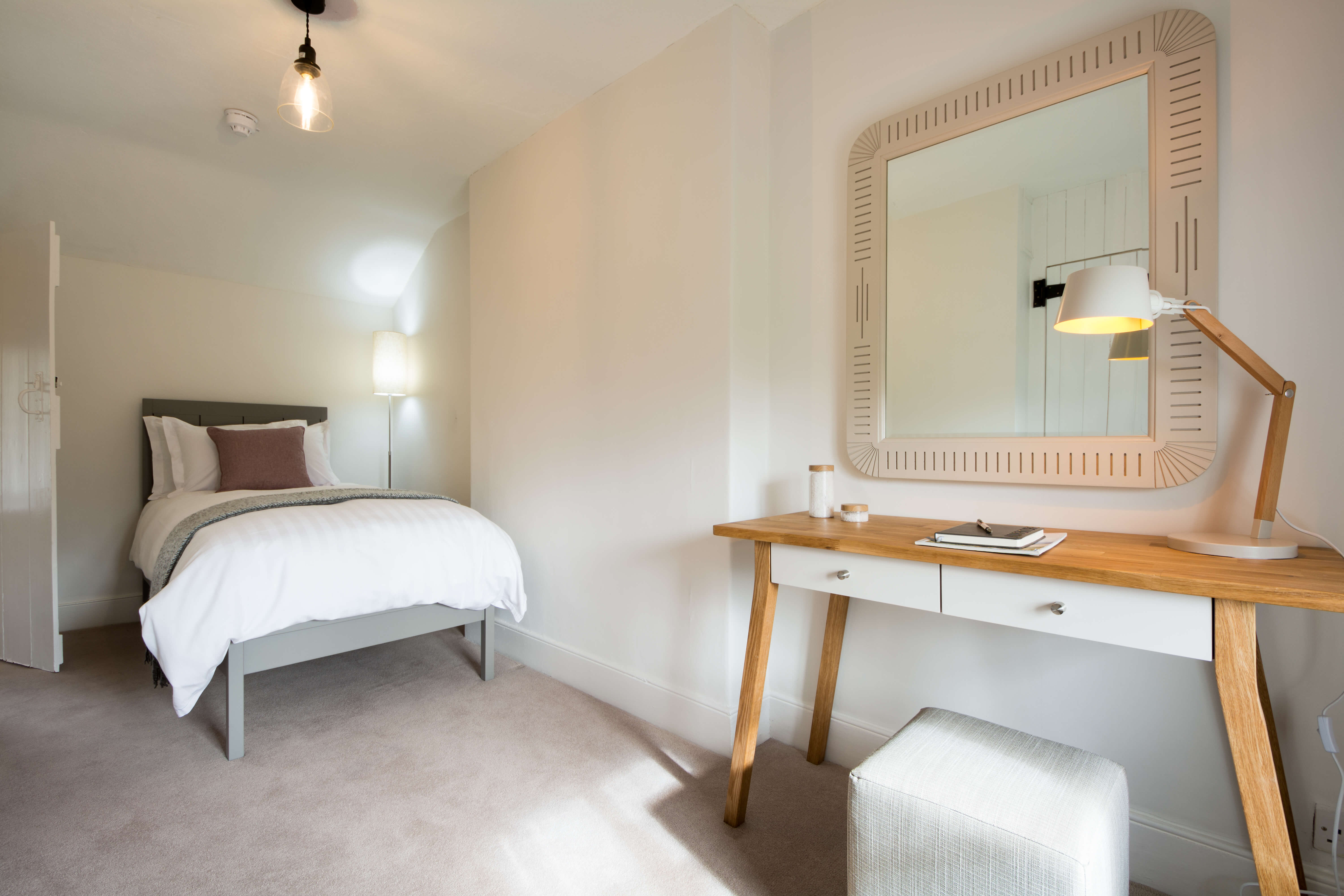 Rothley Lakehouse | Dog friendly holiday house, Northumberland