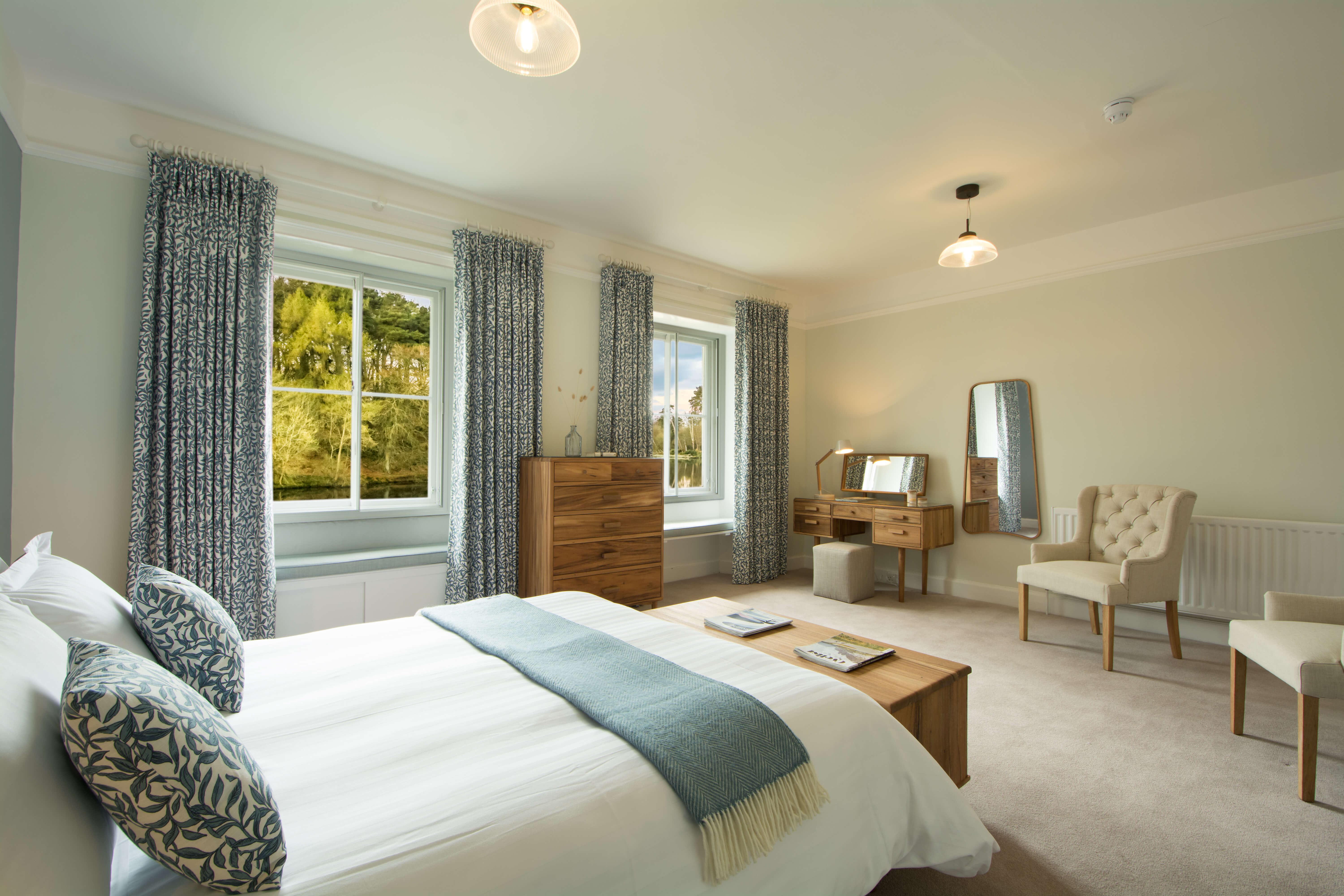 Rothley Lakehouse | Dog friendly holiday house, Northumberland