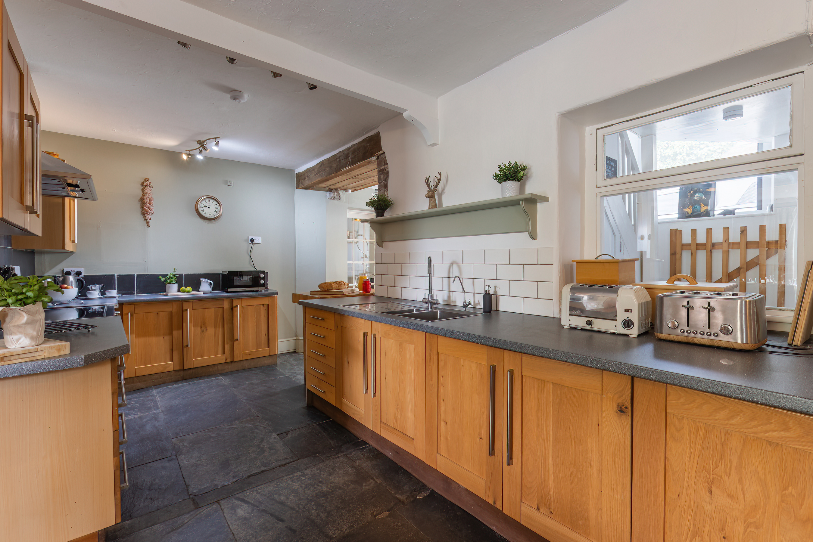 Lower Northcott Farm | Farmhouse & Cottages for Group Holidays