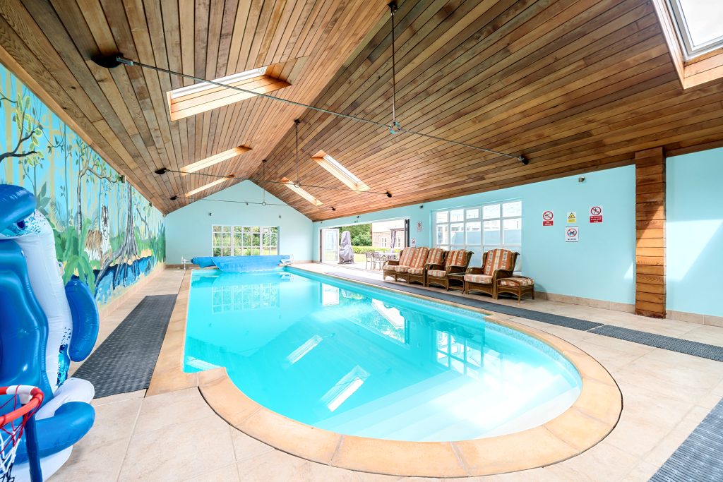 Large Holiday Houses in Norfolk with Swimming Pools | Group Accommodation