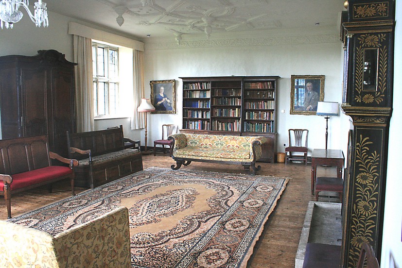 Treowen | Large manor holiday house, Monmouthshire