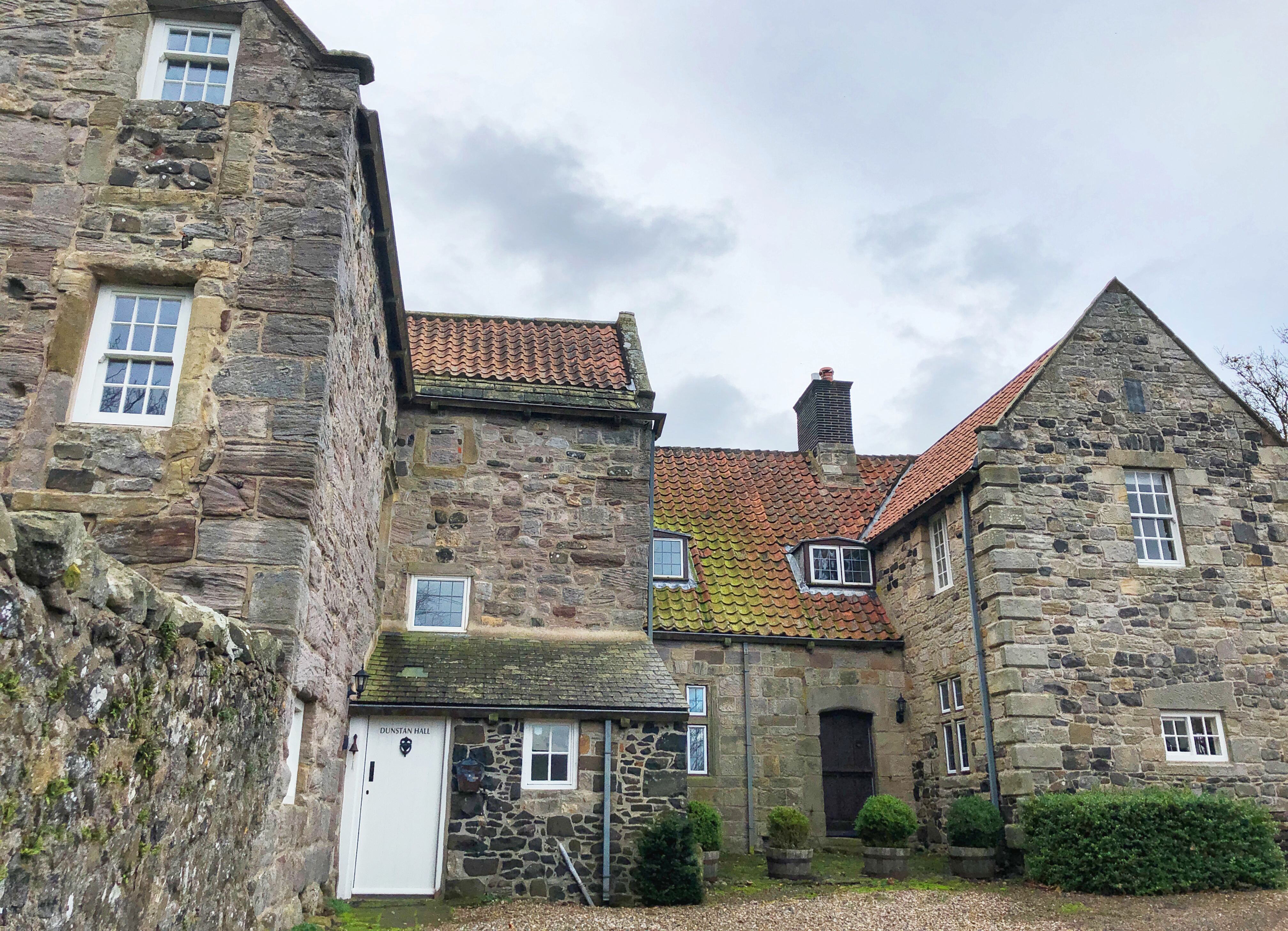 Dunstan Hall | Historic holiday house, Northumberland
