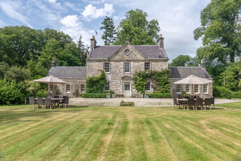 Broomholm Manor | Rural holiday house, Dumfriesshire