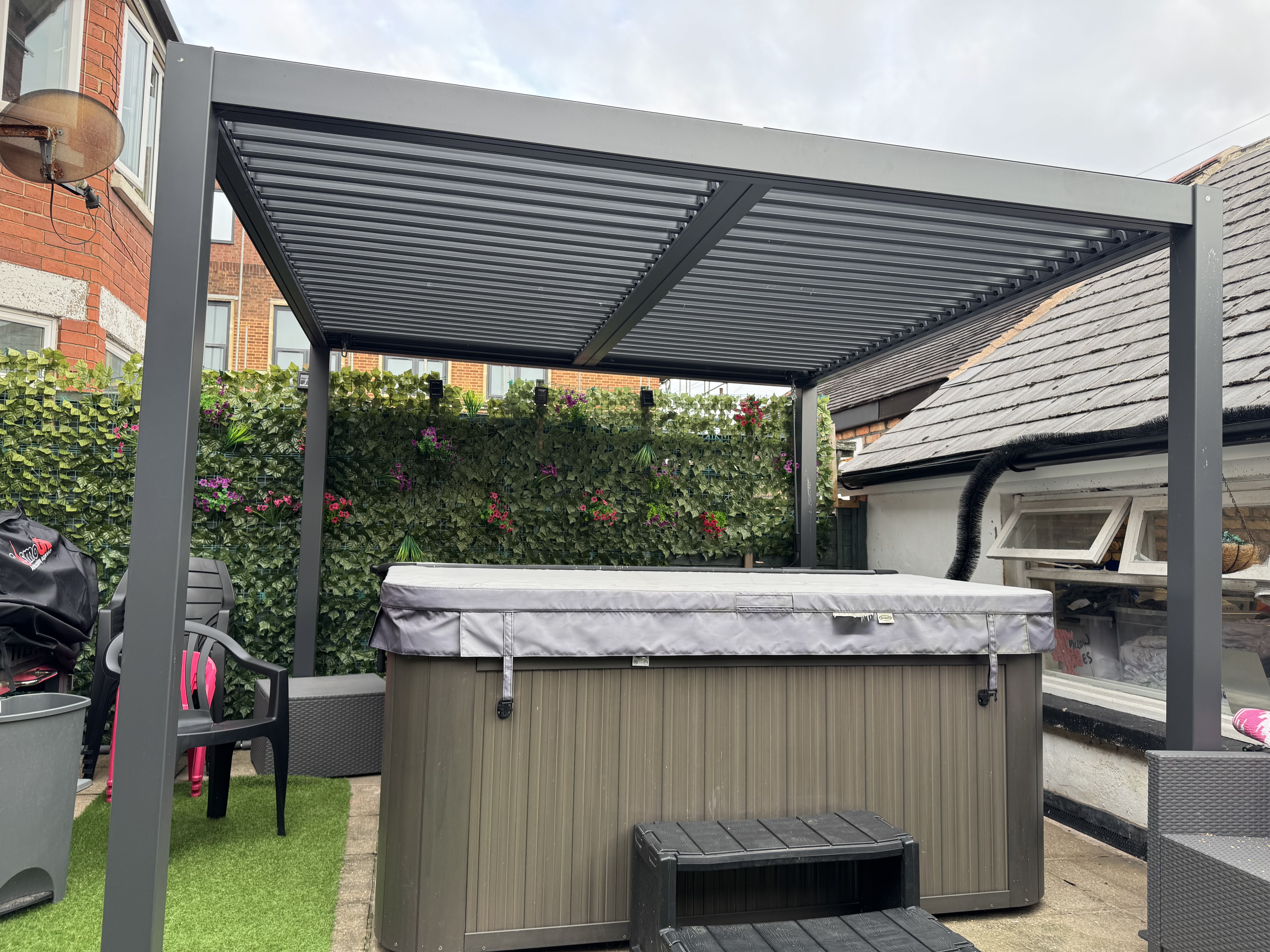 No 52 Neville Street Duplex | City centre holiday house, Cardiff