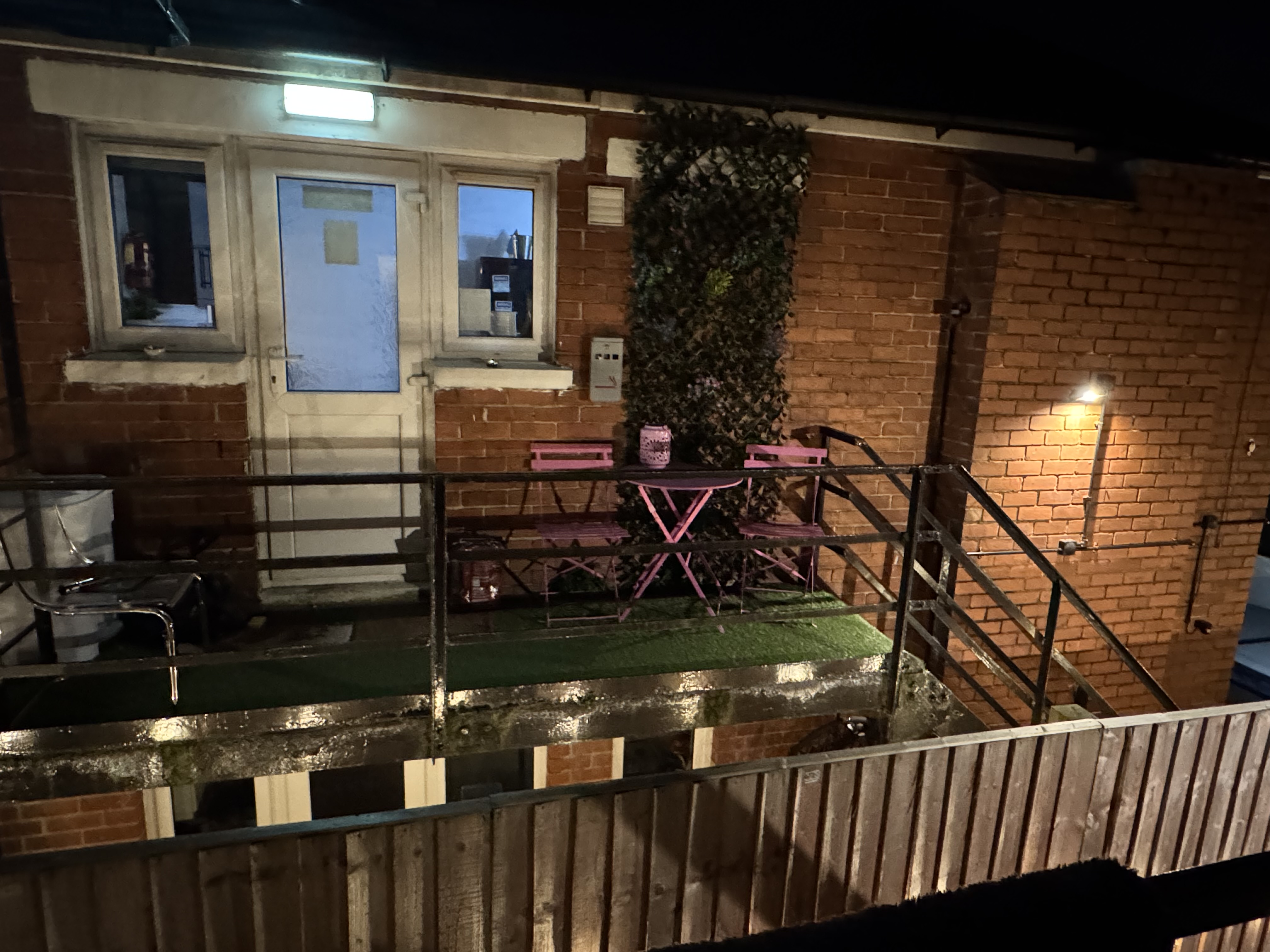 No 52 Neville Street Duplex | City centre holiday house, Cardiff