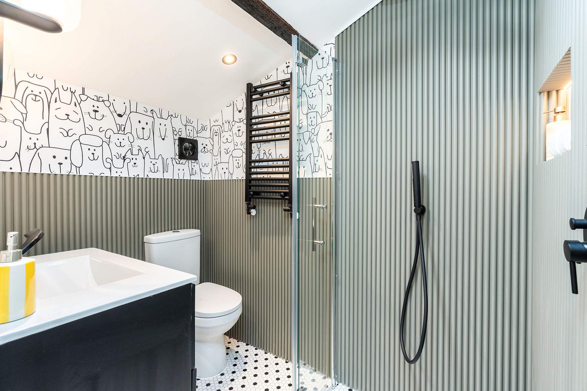 Kirkstone Pass Inn | Quirky party house, Lake District