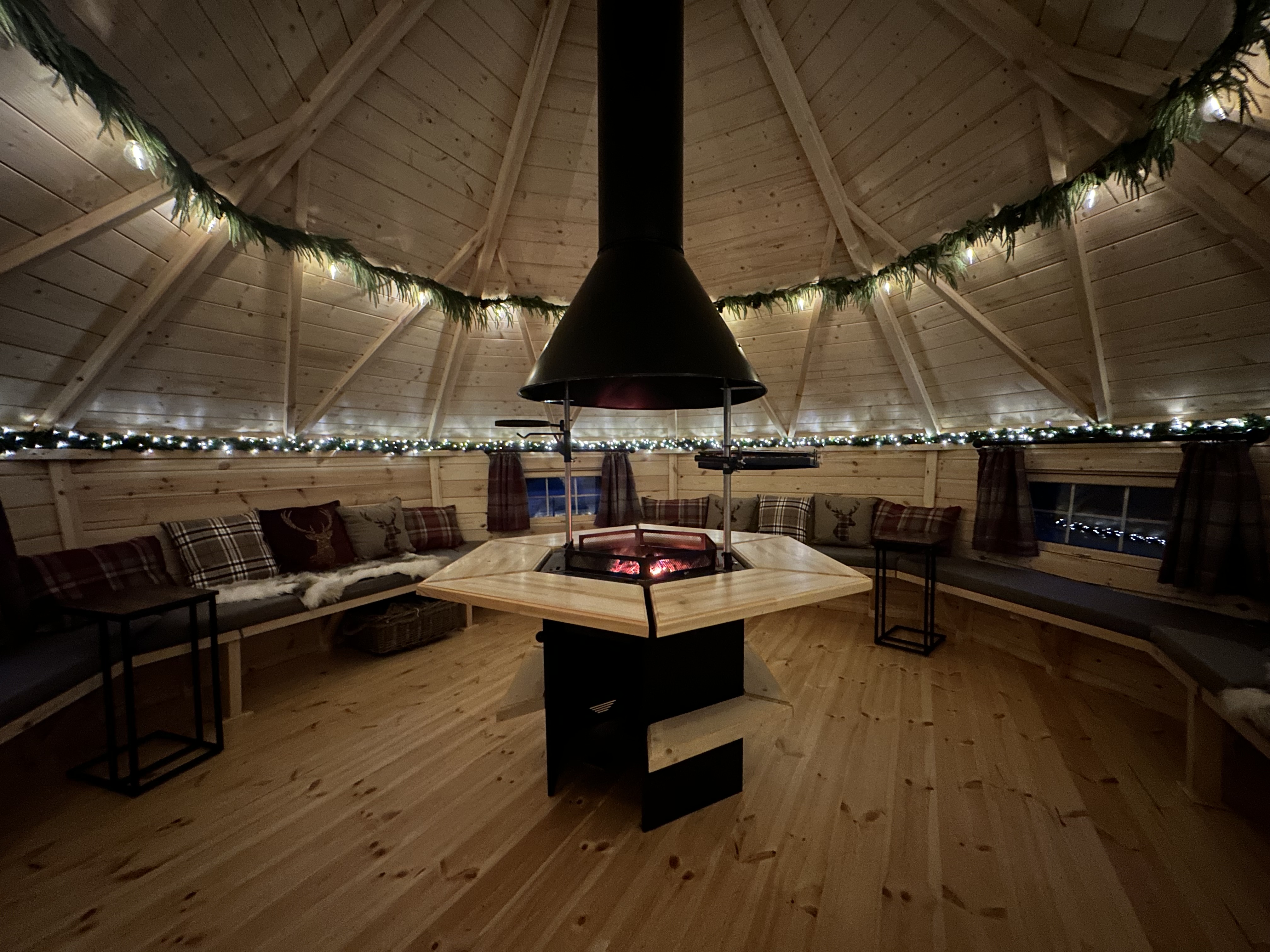 Duvale Barn | Beautiful Large Barn Conversion in Devon