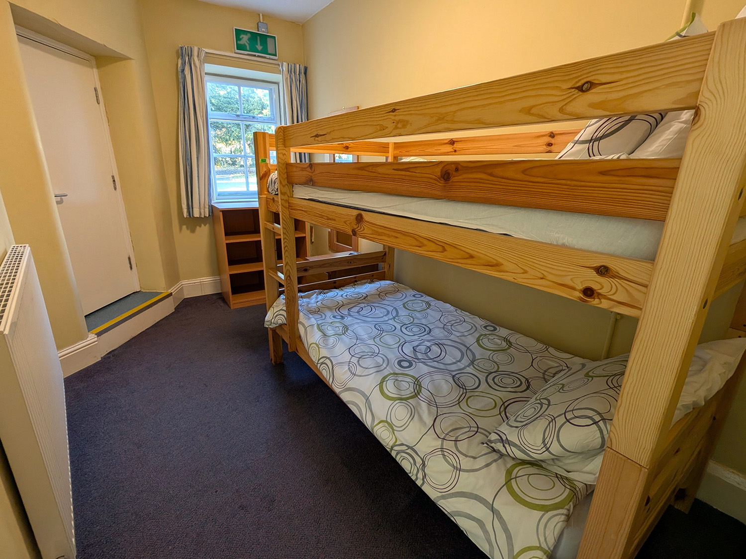 Large house for short breaks near Great Longstone | Derbyshire