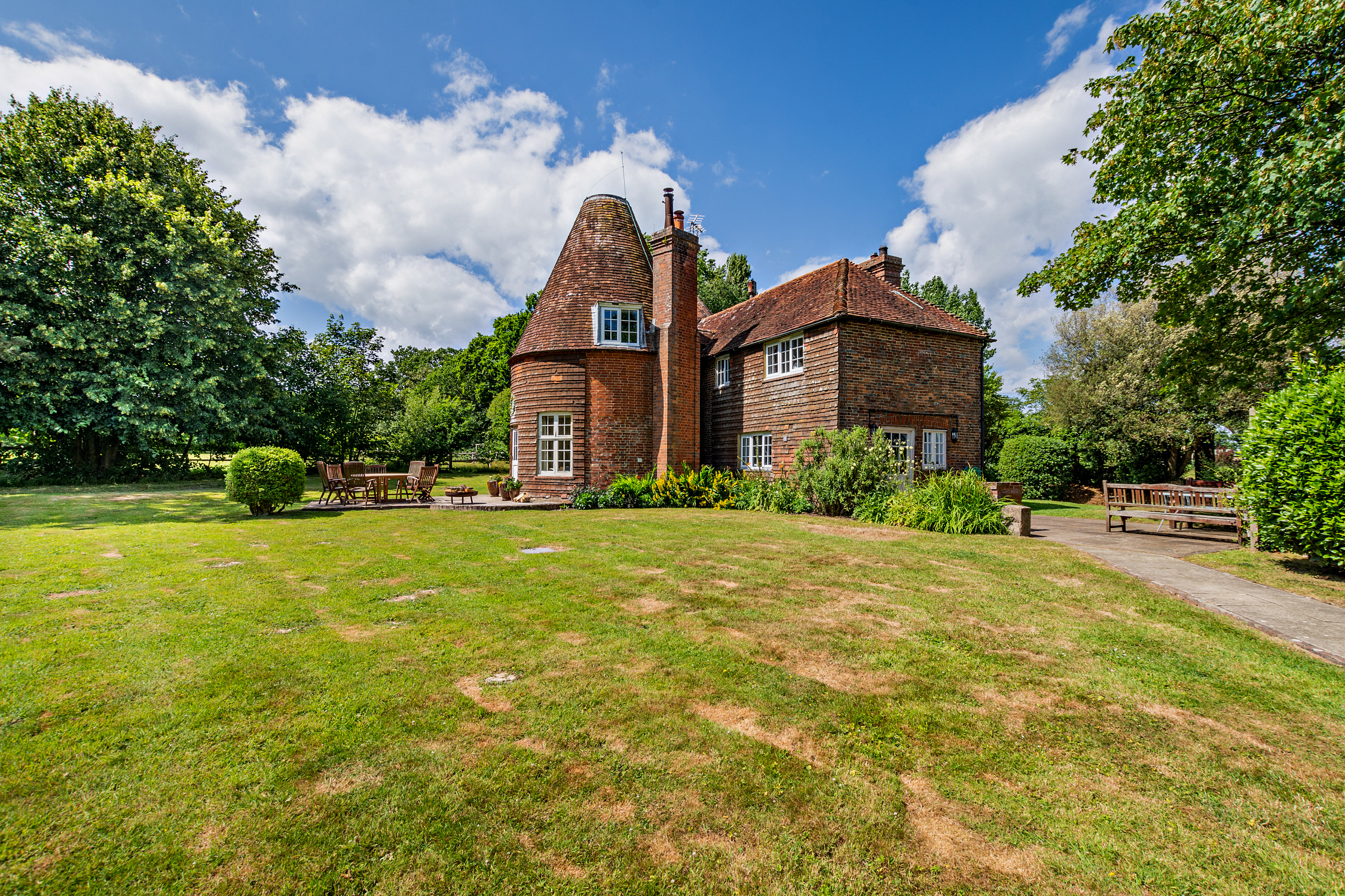 Large Holiday Homes and Big Cottages | Group Accommodation