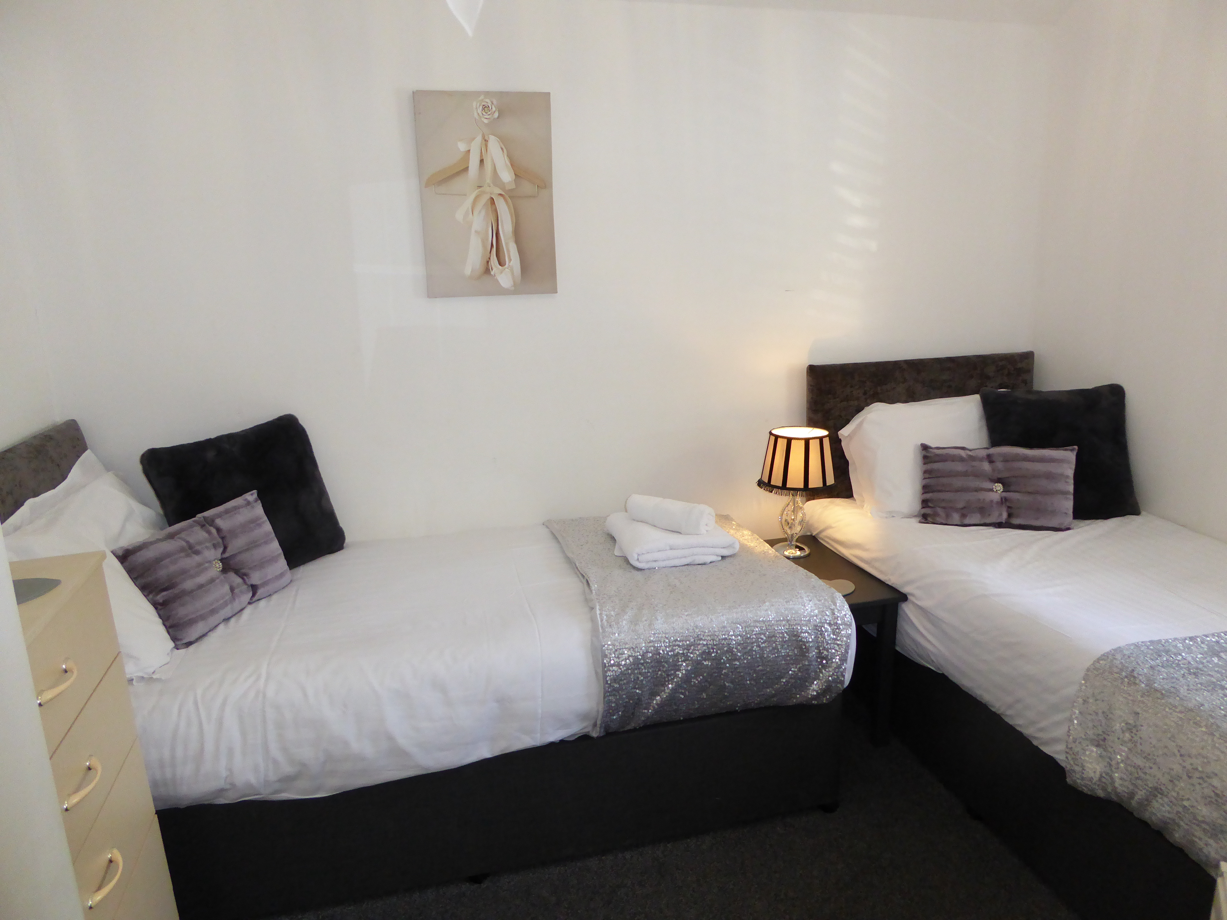 Shakespeare Lodge | For long weekends with friends, Warwick