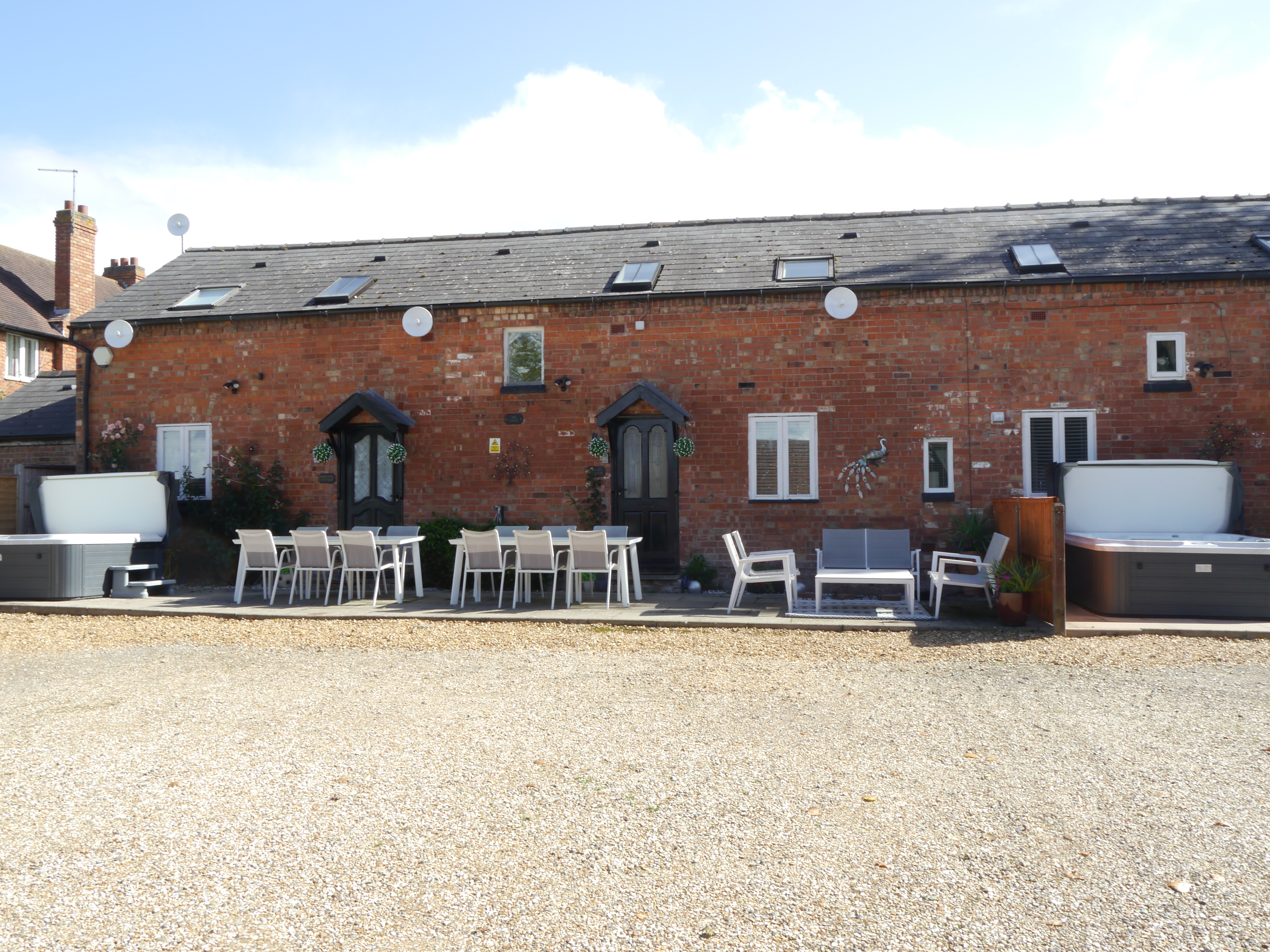 Shakespeare Lodge | For long weekends with friends, Warwick