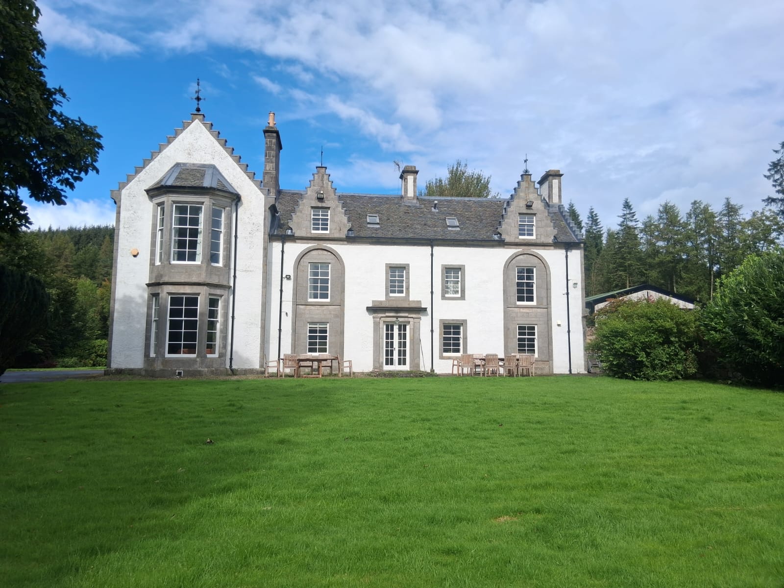 Solsgirth Home Farm | Holiday houses, Clackmannanshire