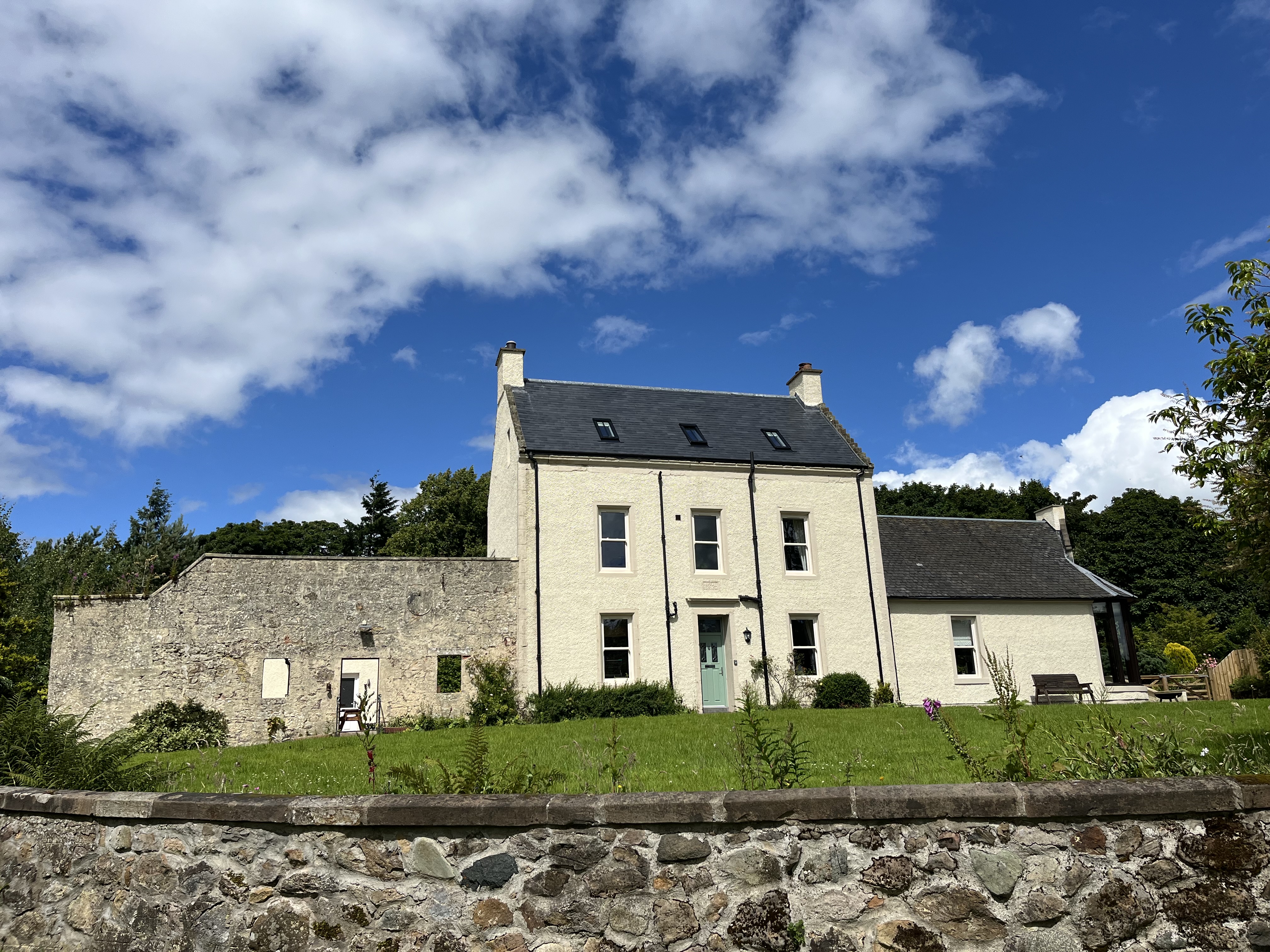 Solsgirth Home Farm | Holiday houses, Clackmannanshire
