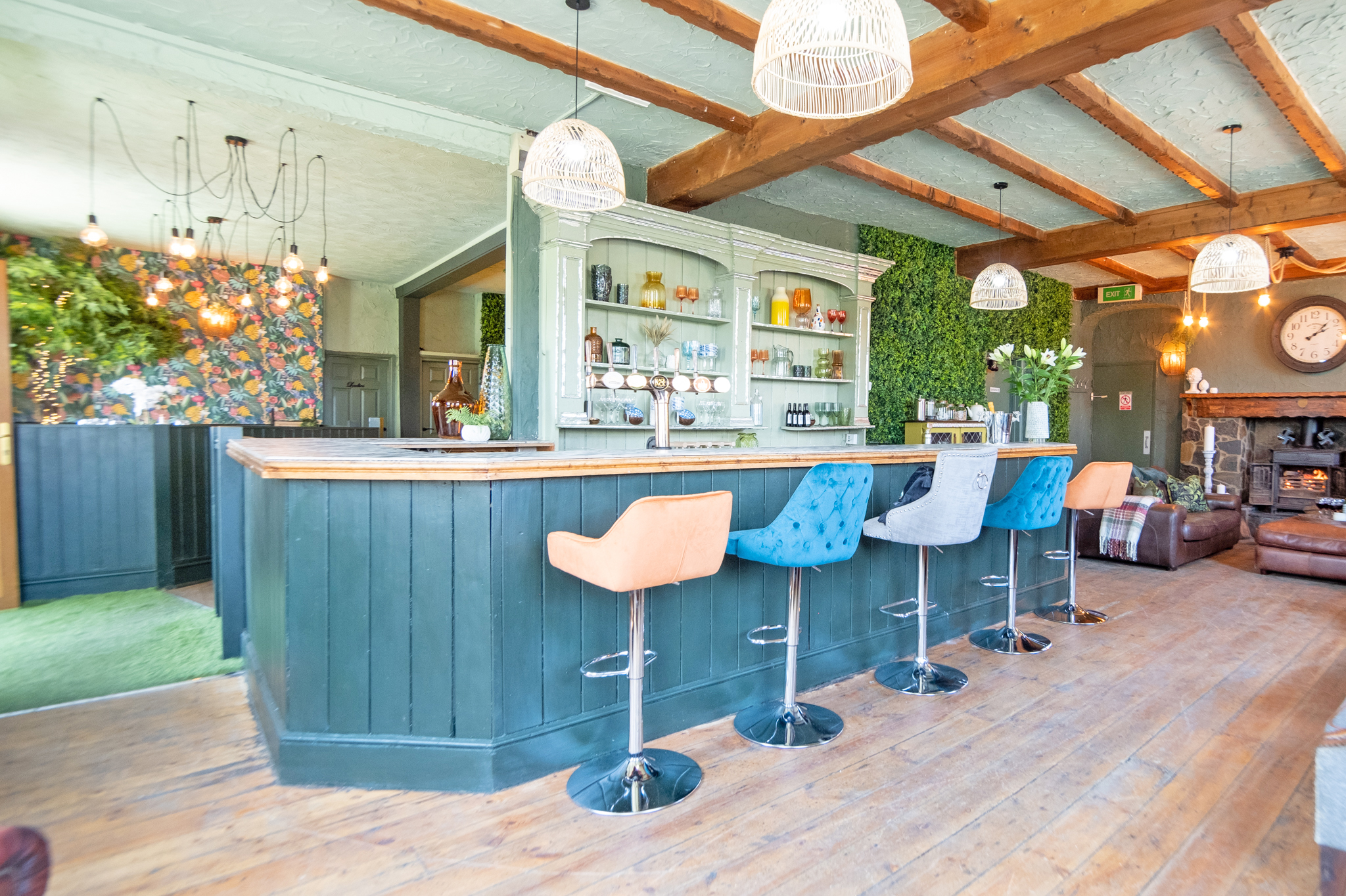 Private Hire Pubs & Inns for Exclusive Use & Group Holiday Stays ...