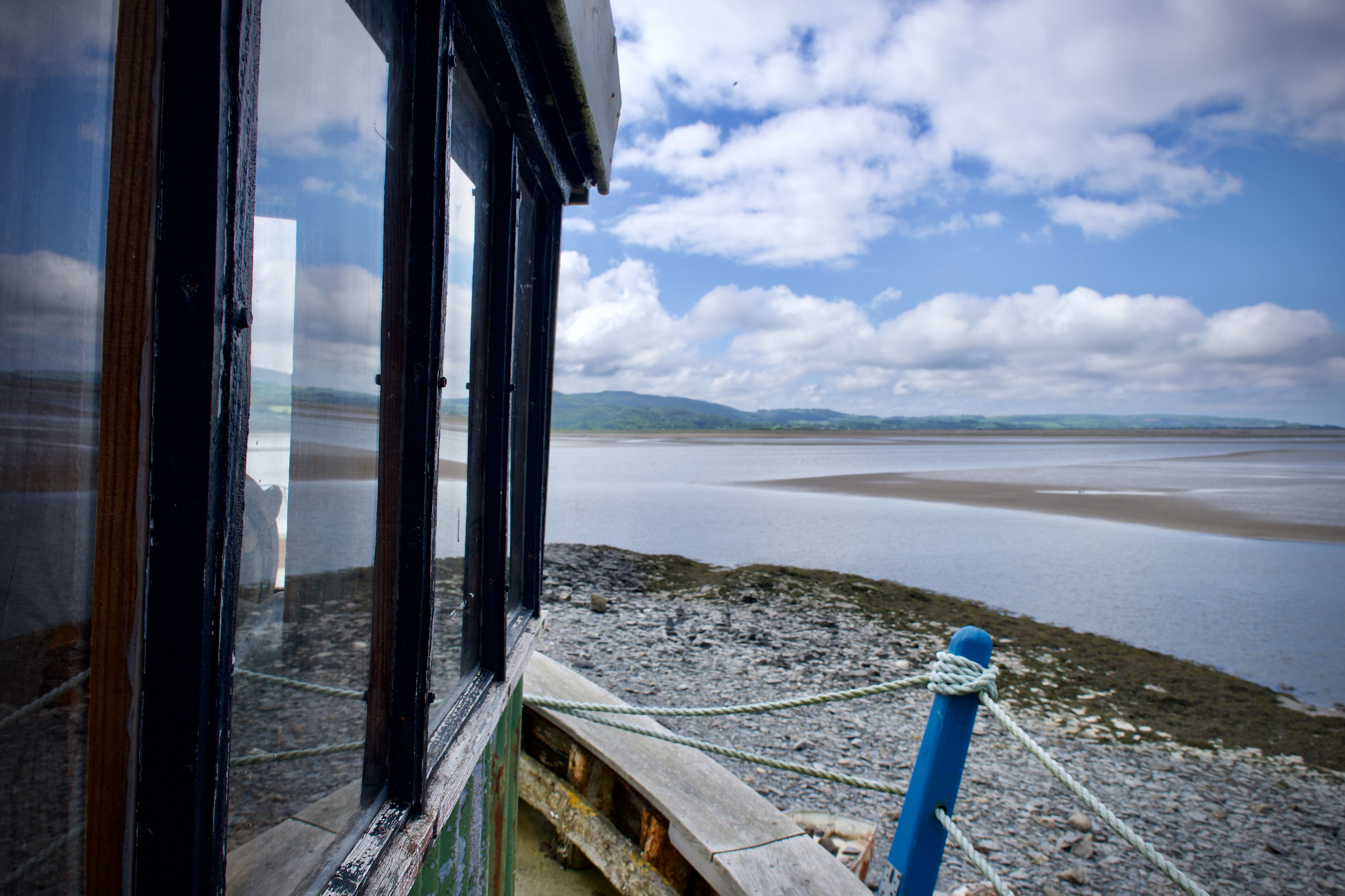 Smugglers Cove | Large waterfront holiday house, Snowdonia
