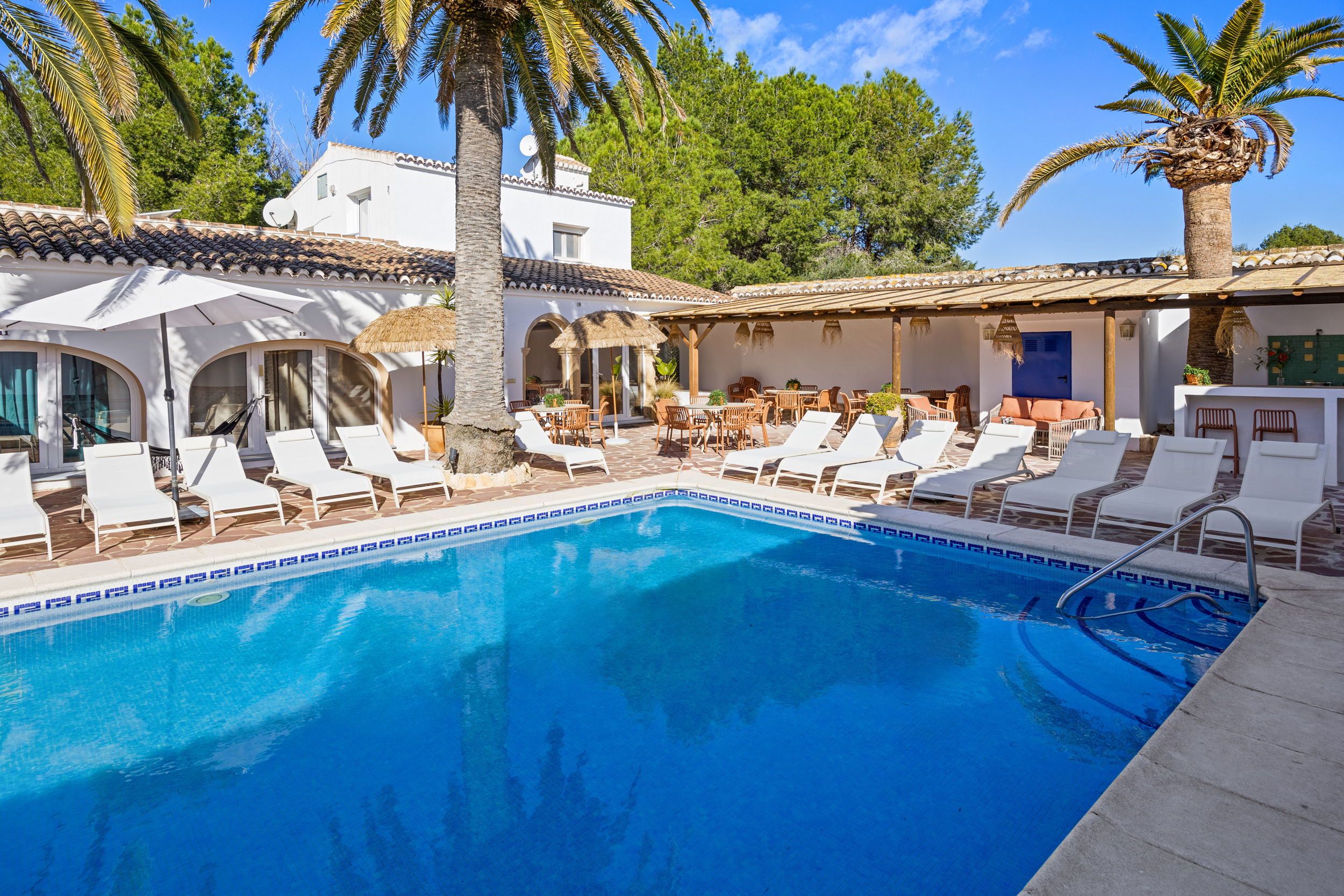 La Finca Javea | Spacious holiday house with a pool, Alicante