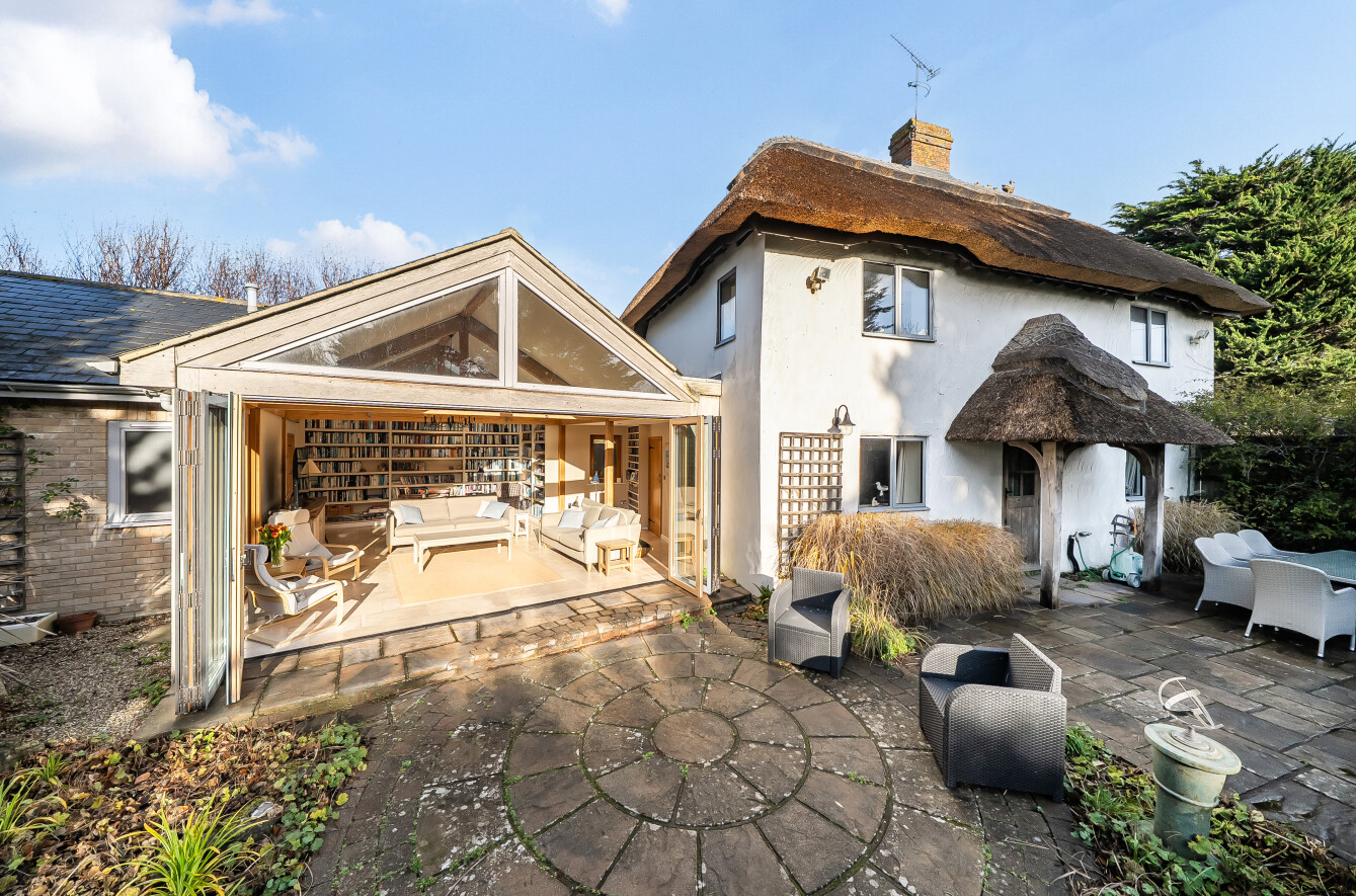 4 Bedroom Holiday Cottages and Lodges | Group Accommodation