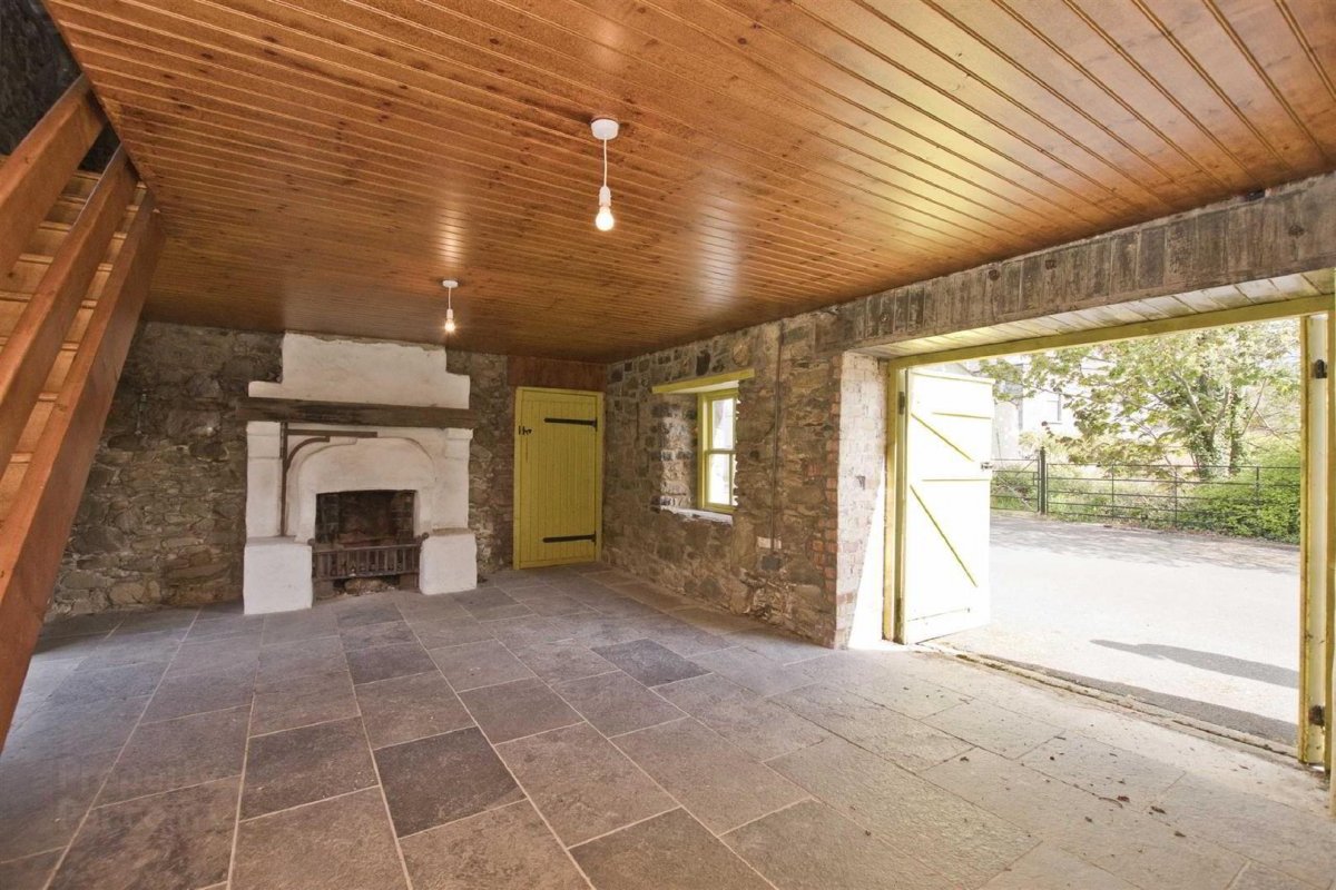 Annsborough House | Large celebration house, Do Down