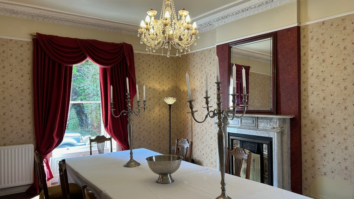 Annsborough House | Large celebration house, Do Down