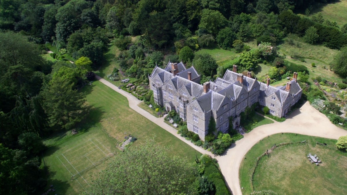 Big manor house near Freshwater | Isle of Wight