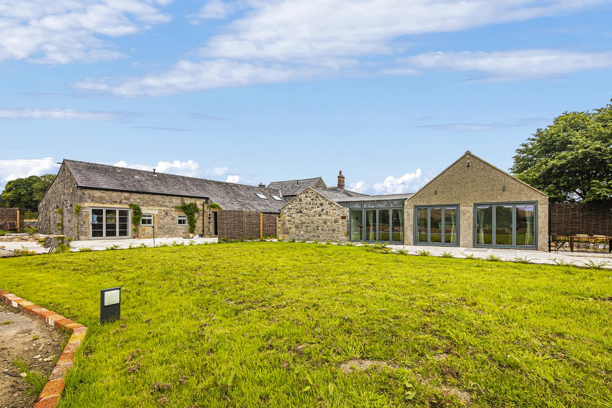 Dovedale Manor and Coach House | Holiday houses, Peak District