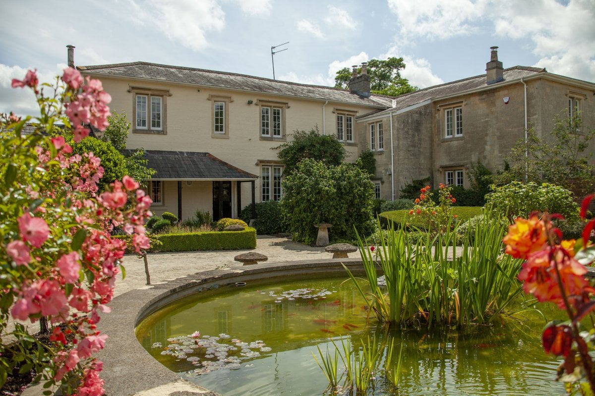 Ford Farm Barns | Luxurious holiday houses, Wiltshire