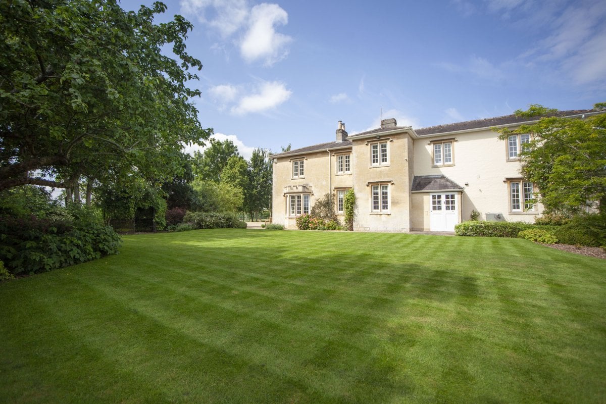 Ford Farm Barns | Luxurious holiday houses, Wiltshire