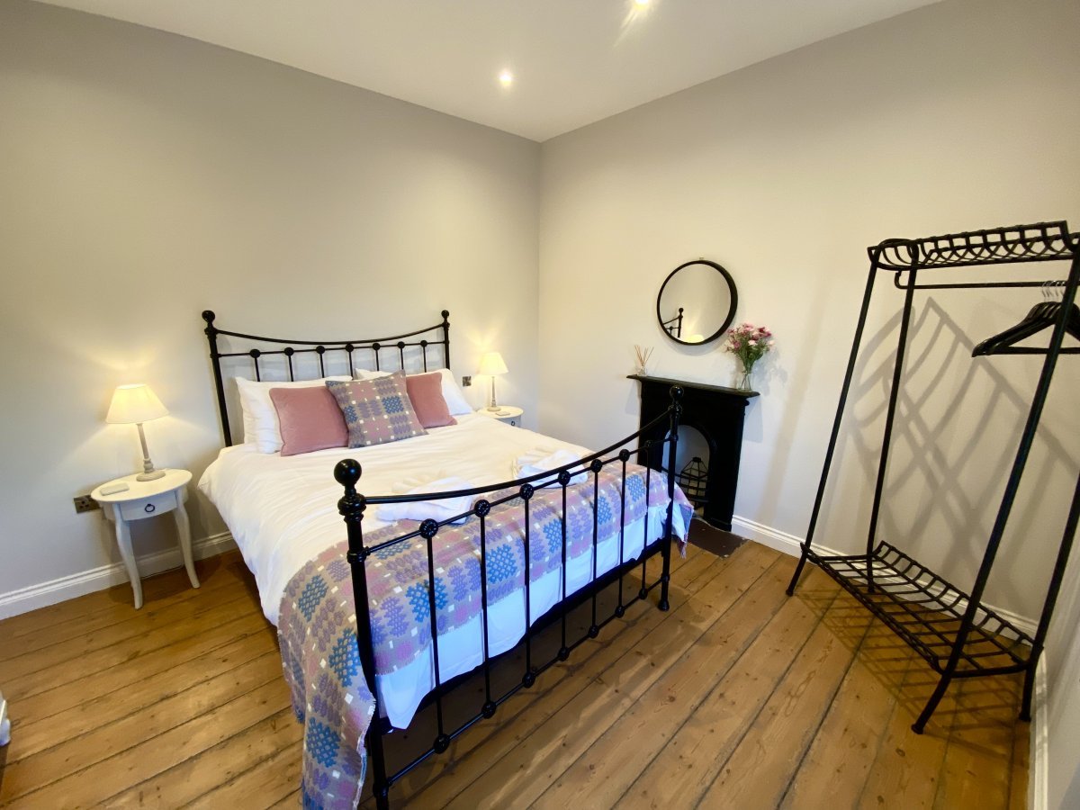 Hendre Feinws | Coastal holiday house, Gwynedd