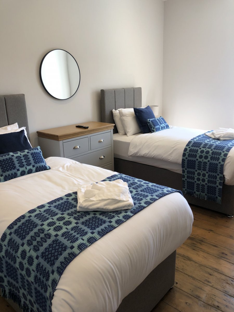 Hendre Feinws | Coastal holiday house, Gwynedd