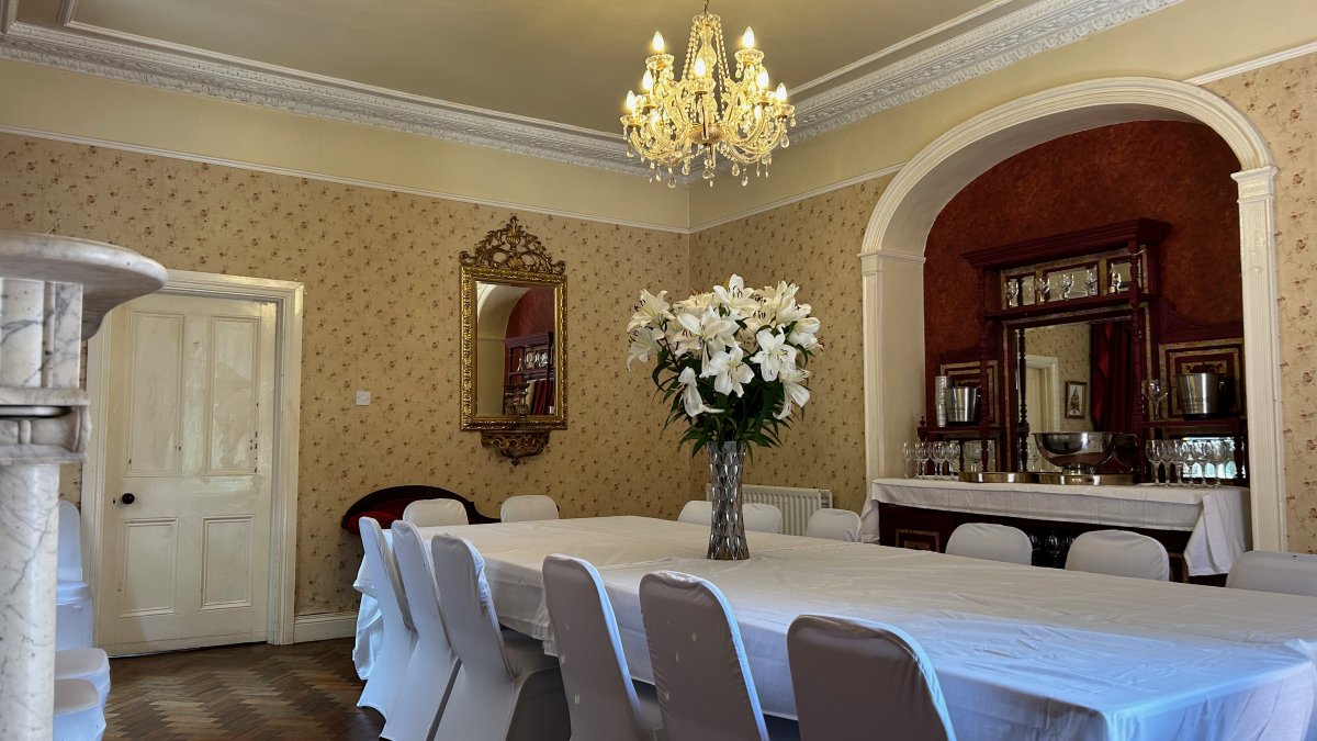 Annsborough House | Large celebration house, Do Down