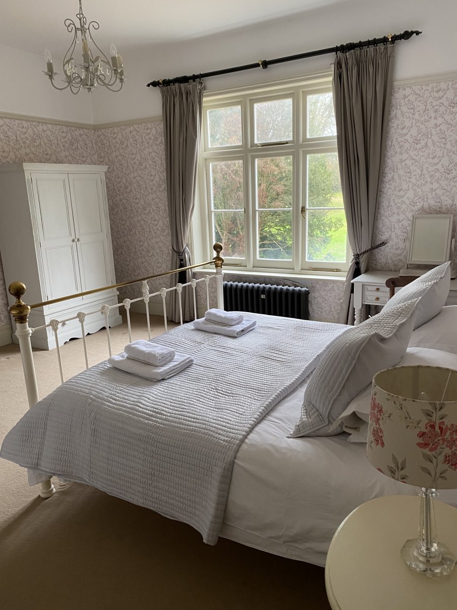 Bessingham Manor | Impressive luxury manor house, Norfolk