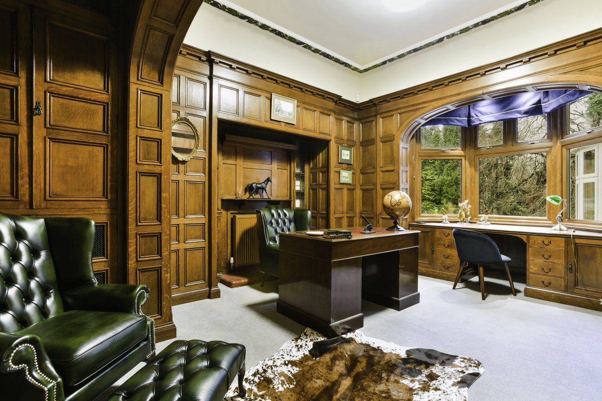 Kingswood Manor | Special occasion house, Surrey