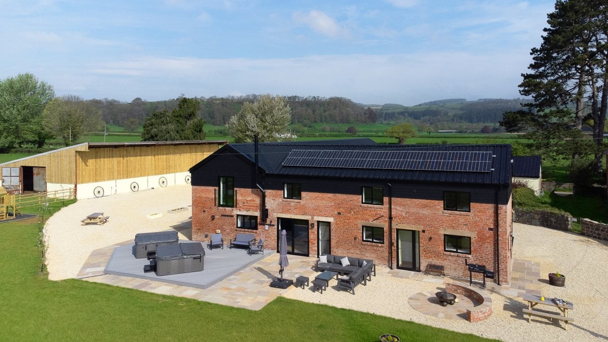 Old Cider Press Barn | Large luxury holiday house, Powys