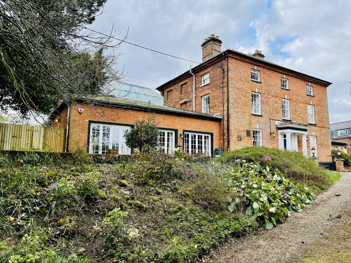 Lydney House | Holiday house for special occasions, Norfolk