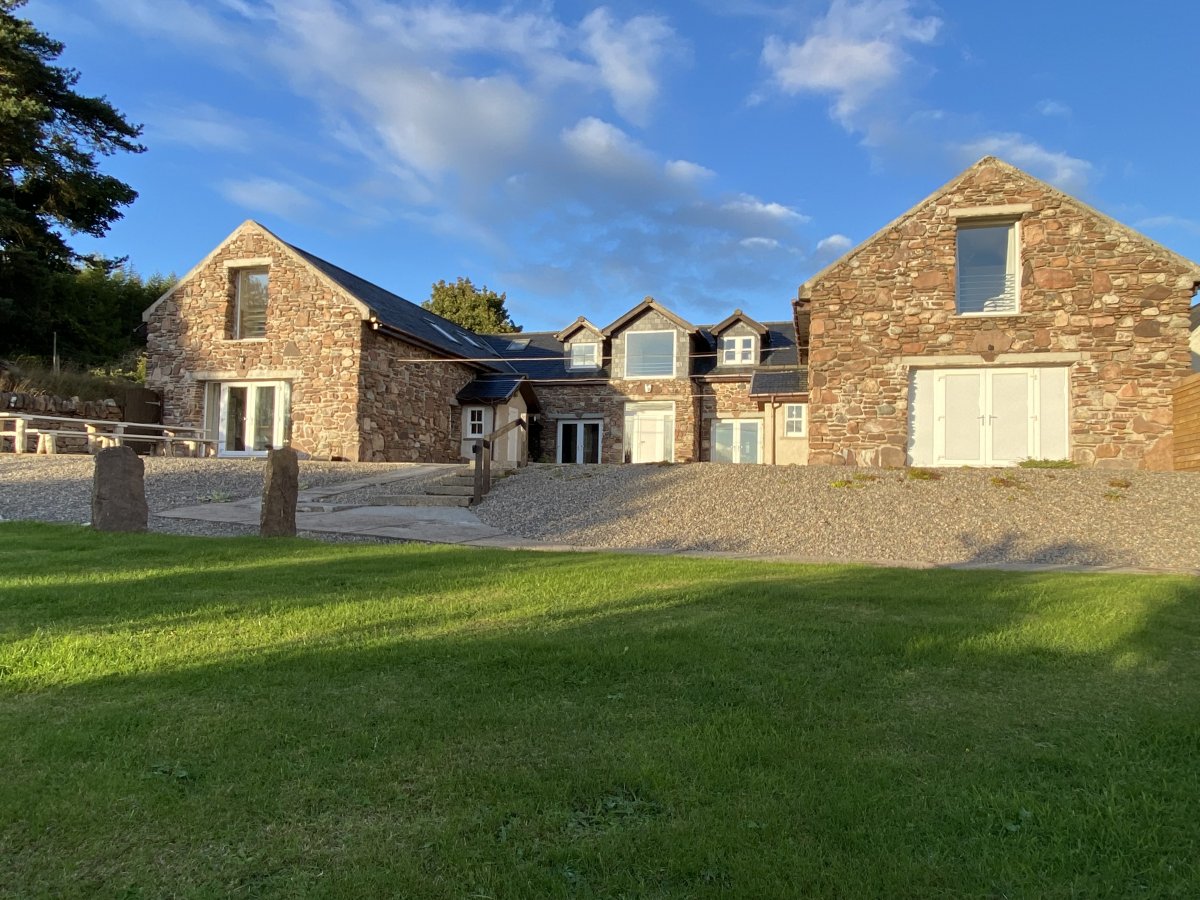 Achnagairn Castle | Impressive holiday house, Inverness-shire