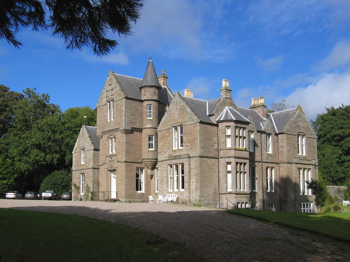 Kinblethmont House | Holiday mansion house, Angus